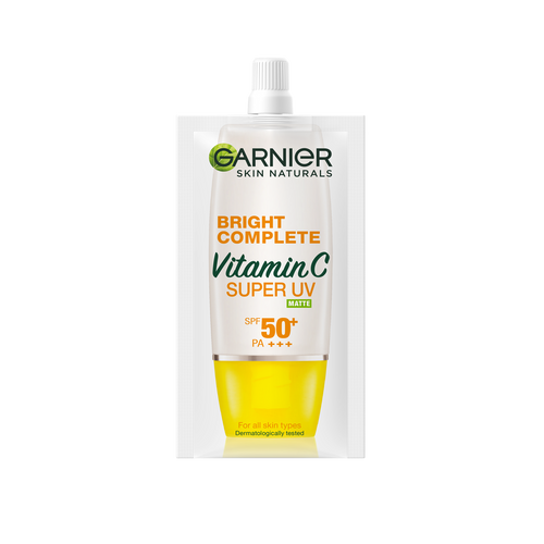 Bright Complete UV Matte Vitamin C Sunscreen SPF50护 | Garnier